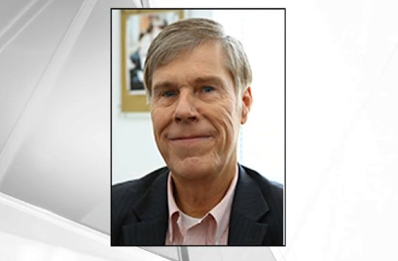 Professor group offers roadmap to fire tenured professor who studies ...