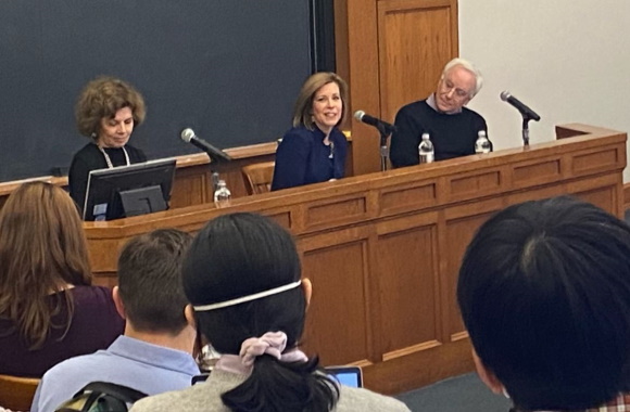 Top conservative attorney returns to Yale Law School. This time ...