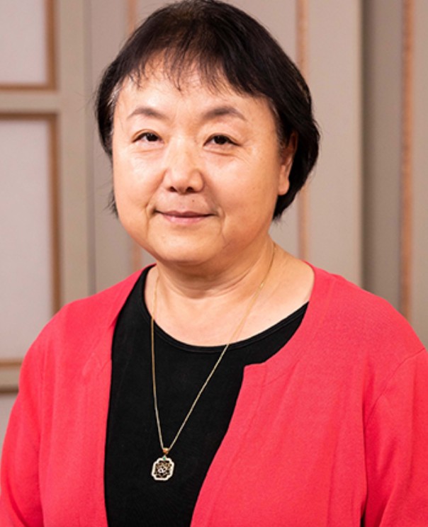 Students blocked Maoist China survivor from giving speech; she gave it ...