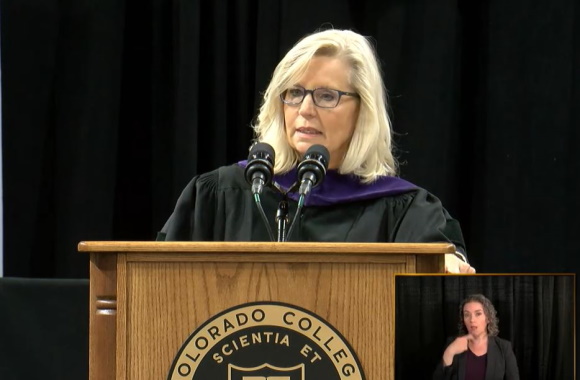 Liz Cheney booed at commencement speech | The College Fix